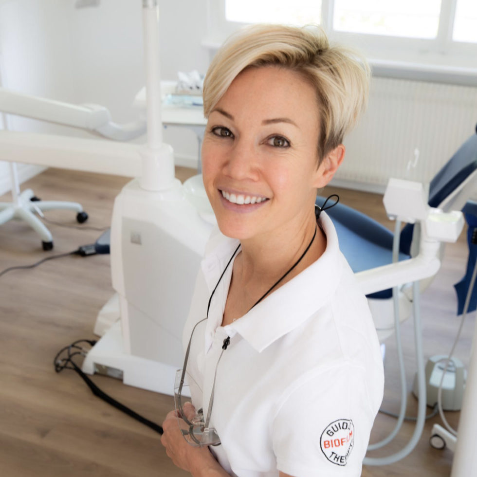 Nice smile | Sarah Nissen – Hygiéniste dentaire à Nyon